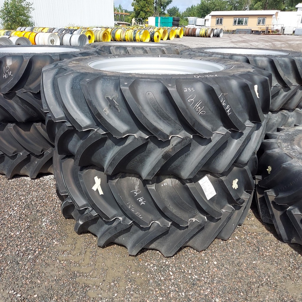 NEW LSW710/60R46 Goodyear Farm OptiTorque R-1 on Case IH Silver Mist 12 ...